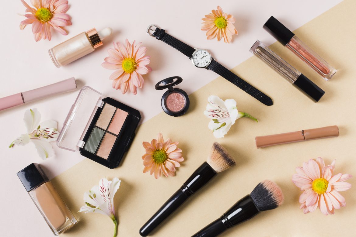 Ekspresikan Diri Dengan Makeup Look Berikut ini – Blog KlikIndomaret