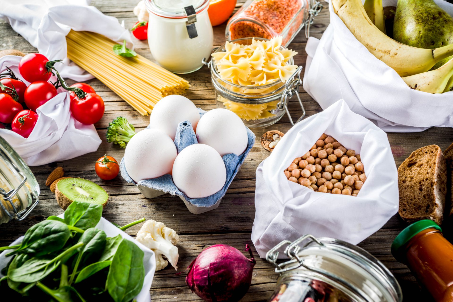 Bahan Makanan Awet Yang Perlu Dibeli Untuk Persediaan - Blog KlikIndomaret Bahan Makanan Awet Yang Perlu Dibeli Untuk Persediaan - Blog KlikIndomaret