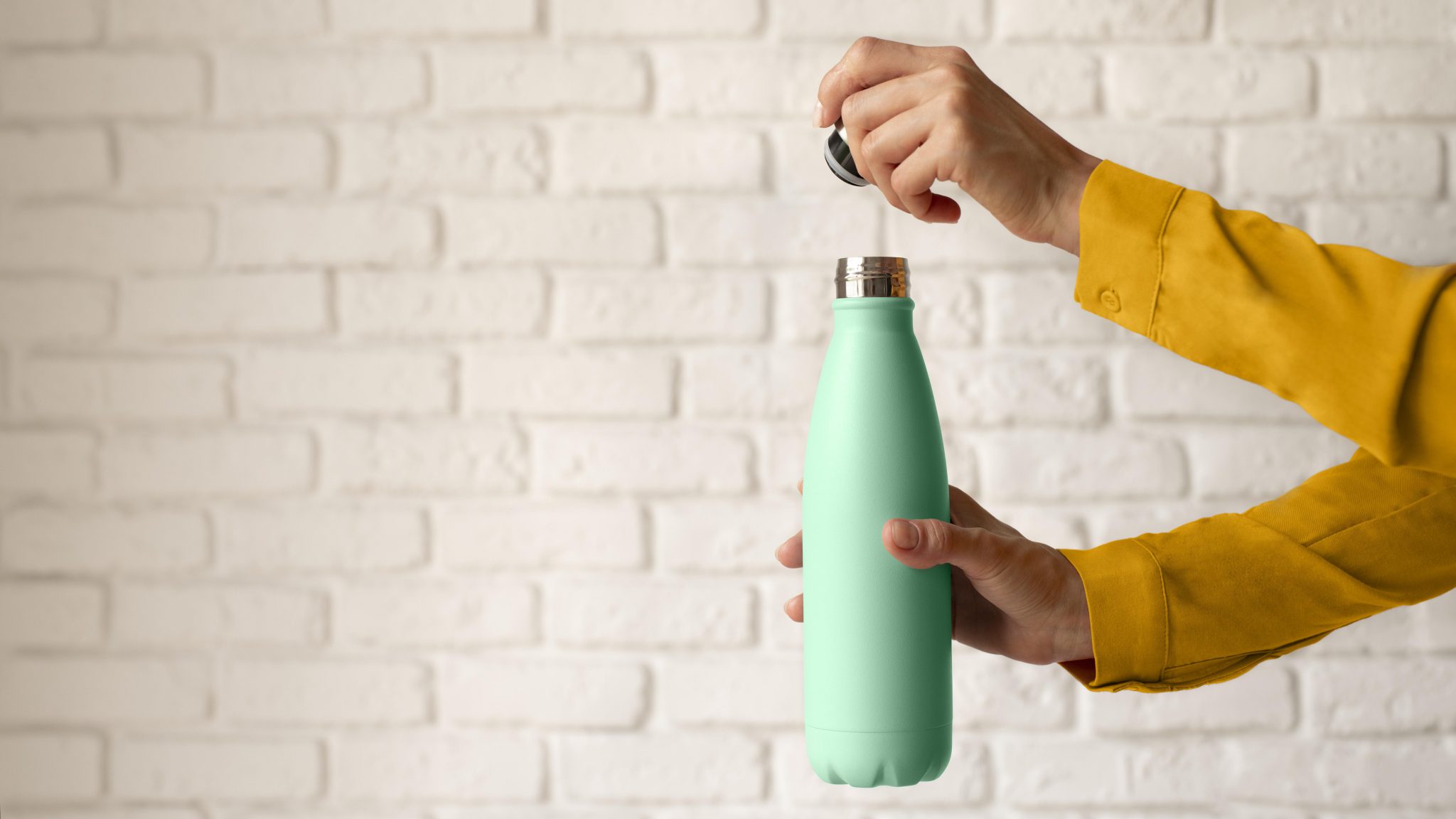 Manfaat Membawa Botol Sendiri - Blog KlikIndomaret Manfaat Membawa Botol Sendiri - Blog KlikIndomaret