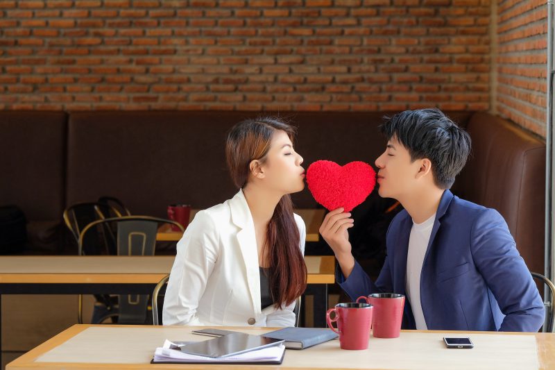 Perbedaan Valentine dan White Day Yang Perlu Kamu Tahu - Blog KlikIndomaret